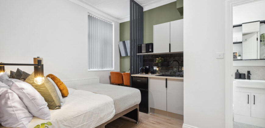 STUNNING SELF CONTAINED STUDIO AVAILABLE NOW B23 – Very Nice Homes